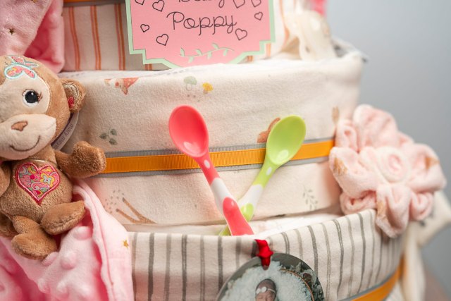 Custom Diaper Cake – Little Hugs Creations